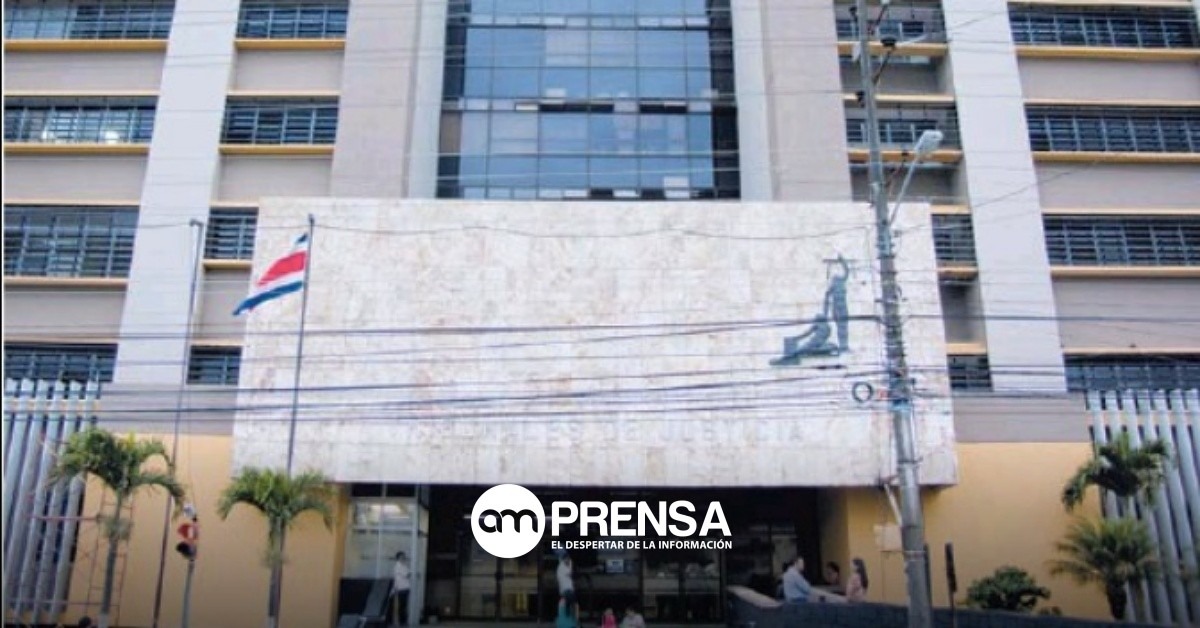 Am Prensa Profesor De Inglés Sorprendido Con Alumna En Un Motel No 3307